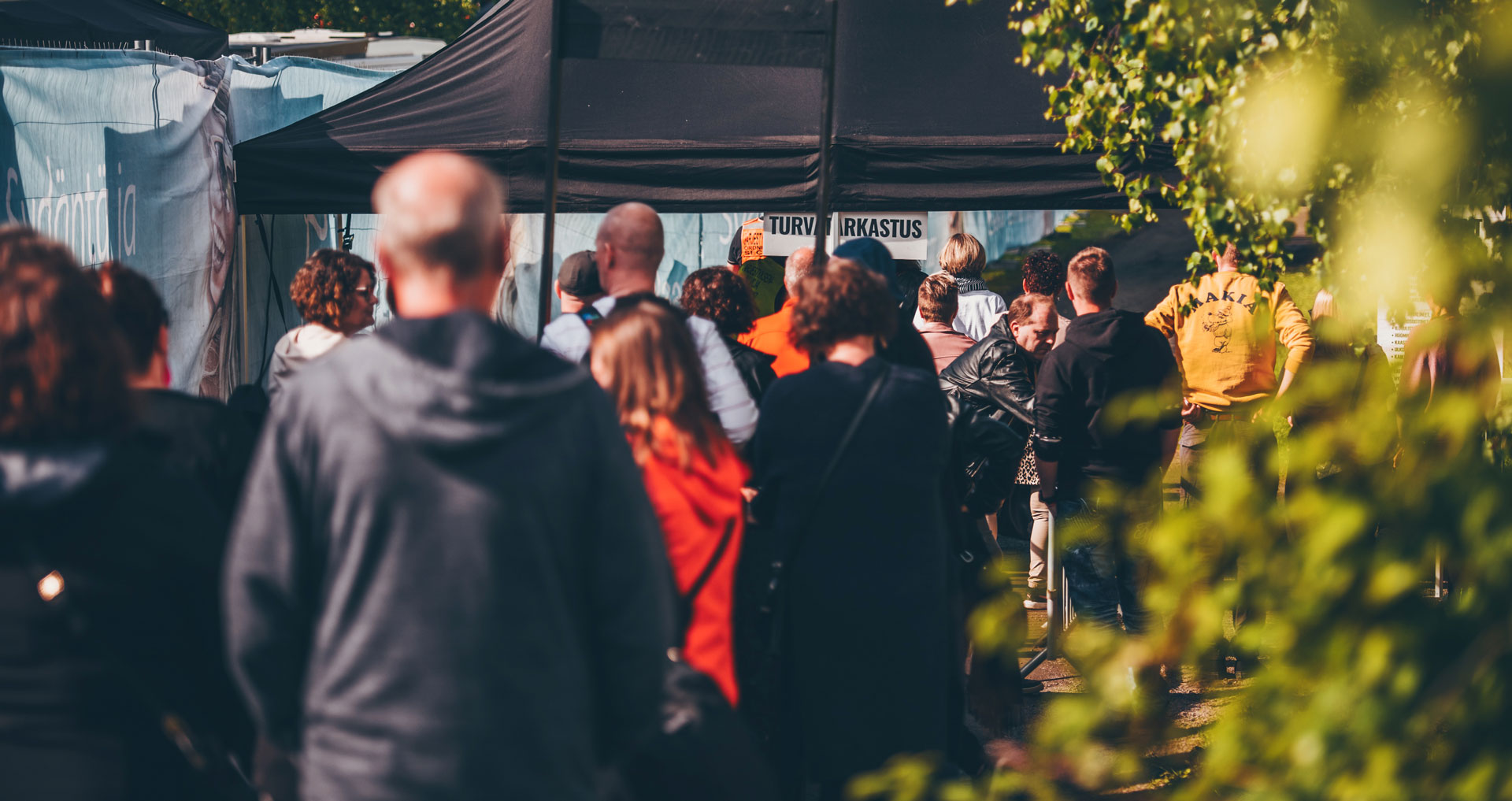 Lipun ostaminen - Puistossa!-festivaali